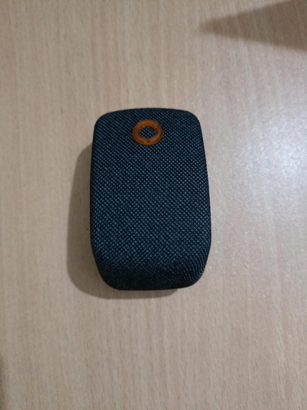 Arctic Fox Jet Bluetooth Travel Speaker, Super Compact, Robust Sound ...