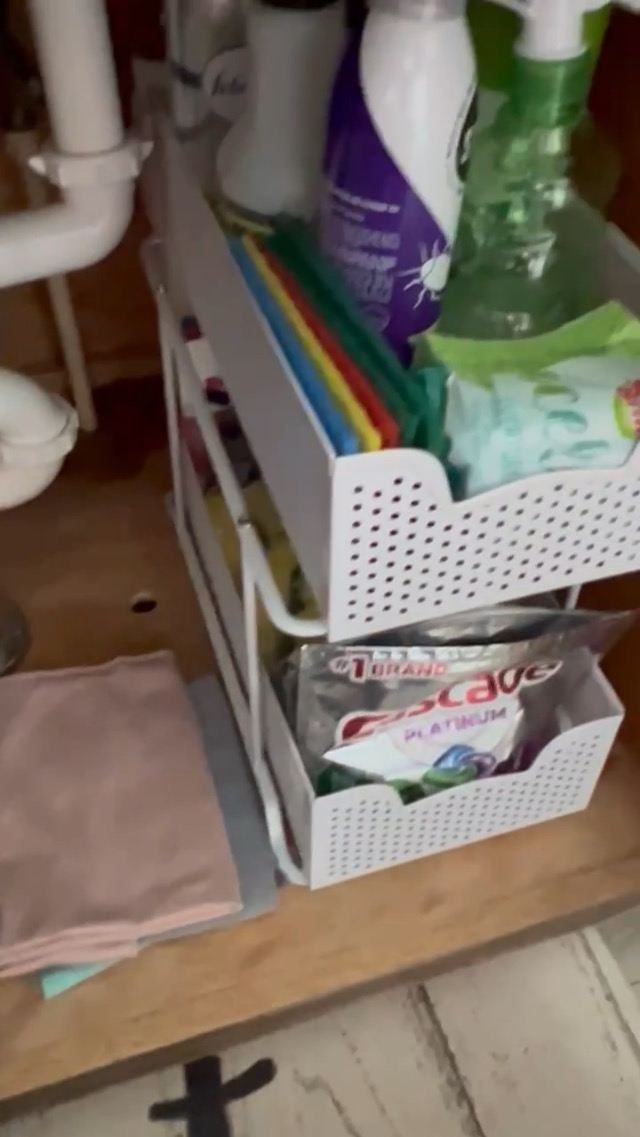 Victoria Overbey's Amazon Page