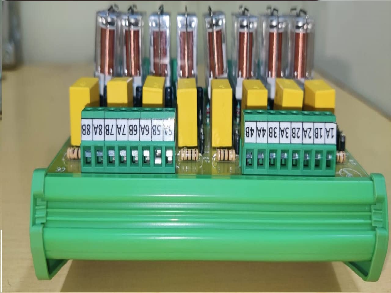 RELAY CARD 8CH 1C/O 110VAC OEN : Amazon.in: Electronics