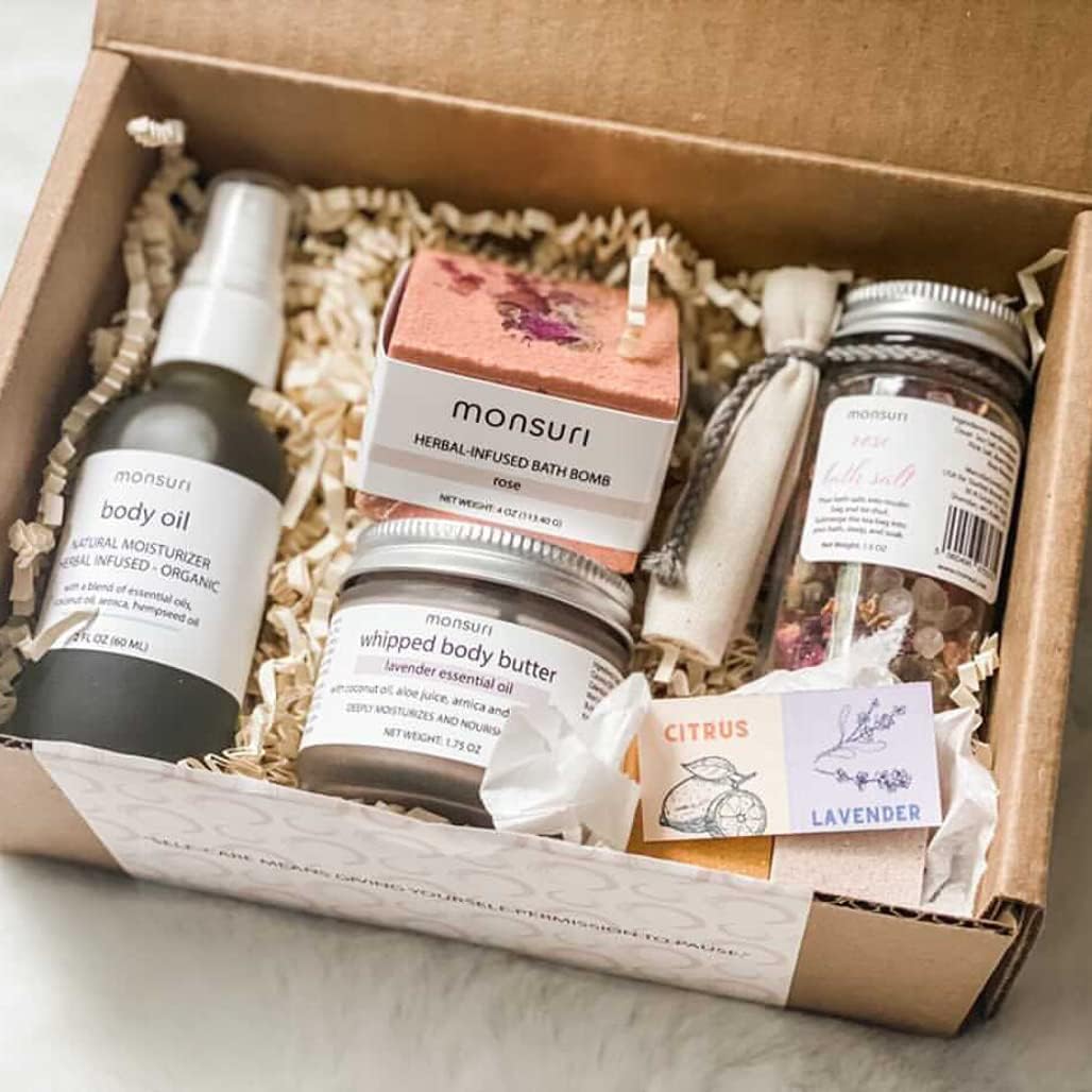 Amazon.com : Self Care Gift Basket for Mom: New Mommy Care Package ...