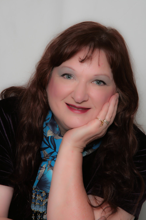 Amazon.com: Lisa Lee: books, biography, latest update