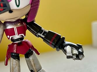 Amazon.com: Sonic Prime 5" Articulated Action Figure - Rusty Rose Yoke ...