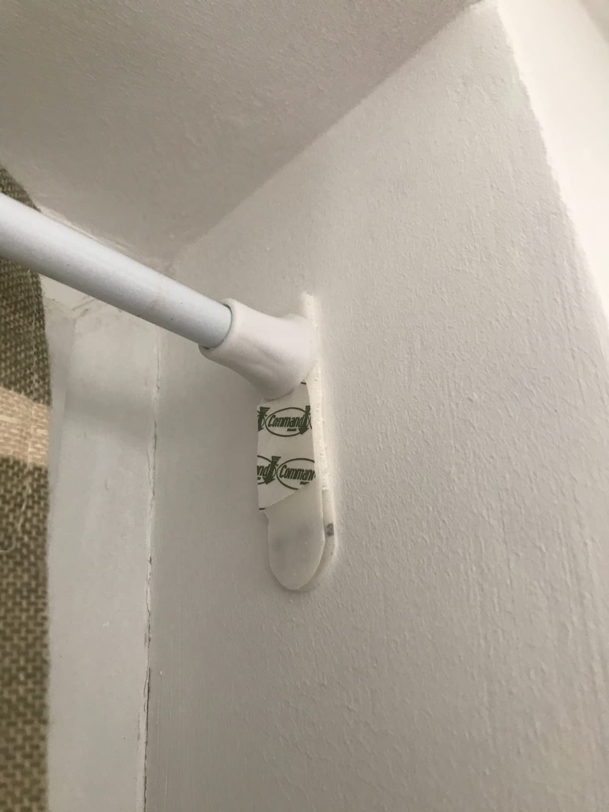 White Spring Loaded Tension Rod 70-120cm (27-47") Nets At Home : Amazon ...