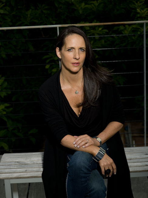 Amazon.de: Raegan Moya-Jones: Bücher, Biographie, neuestes Aktualisierung