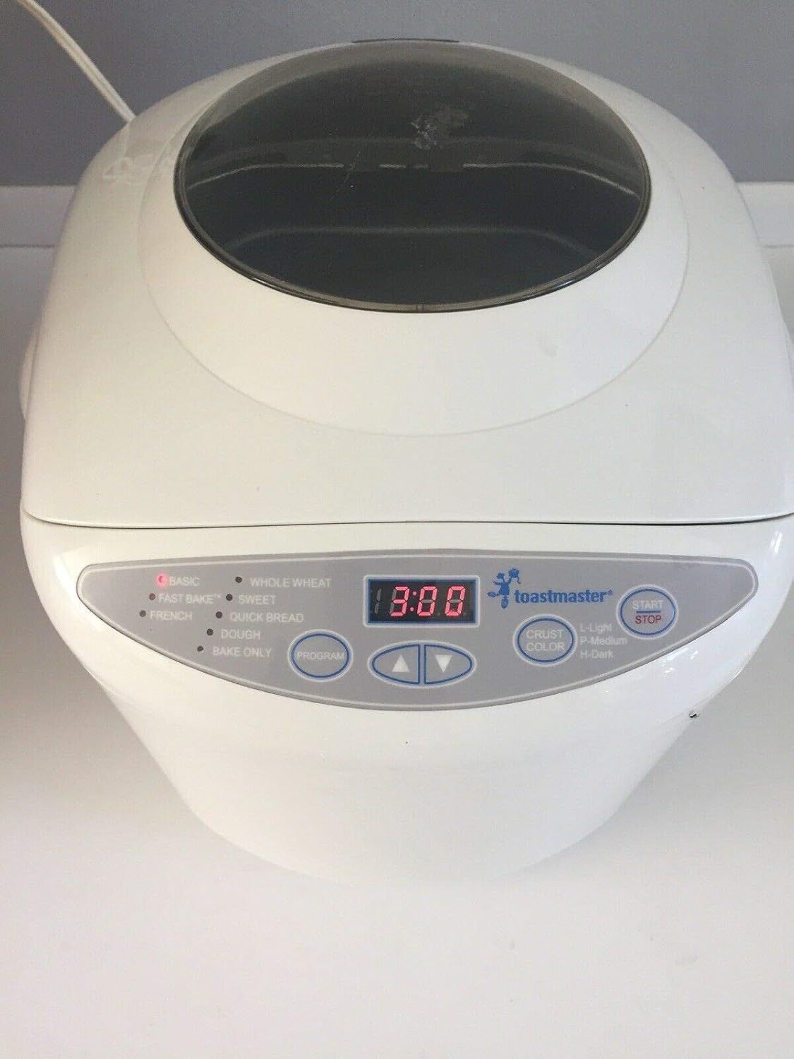 Amazon.com: Toastmaster Model TBR15 White 560W Bread Machine: Home ...