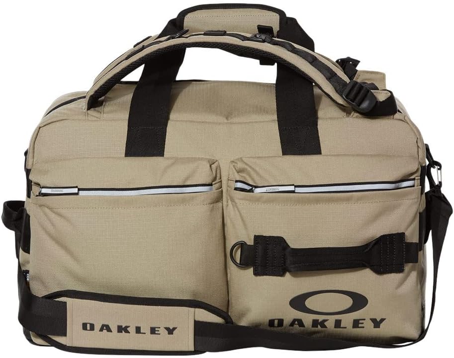 Amazon.com | Oakley 50L Utility Duffel Bag, One Size, Rye | Travel Duffels