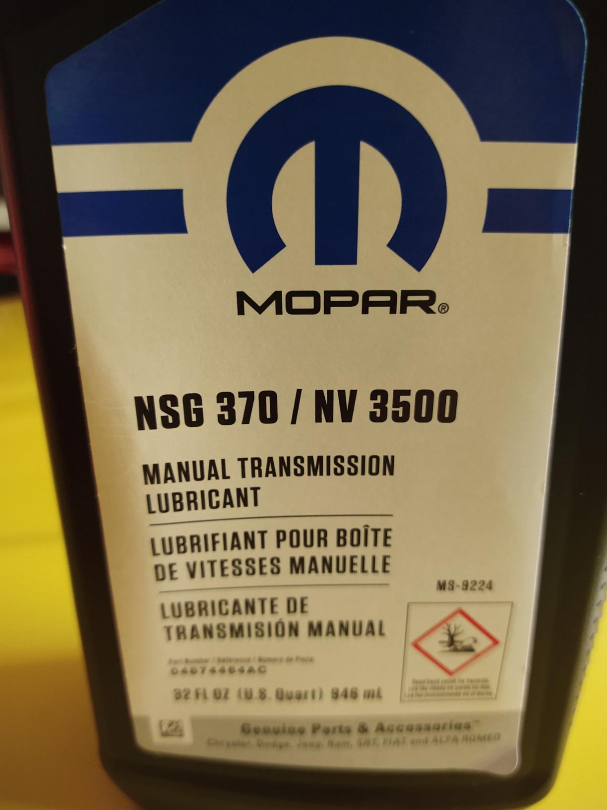 Amazon.com: Mopar 8 and 9 Speed Automatic Transmission Fuid 68218925AA ...