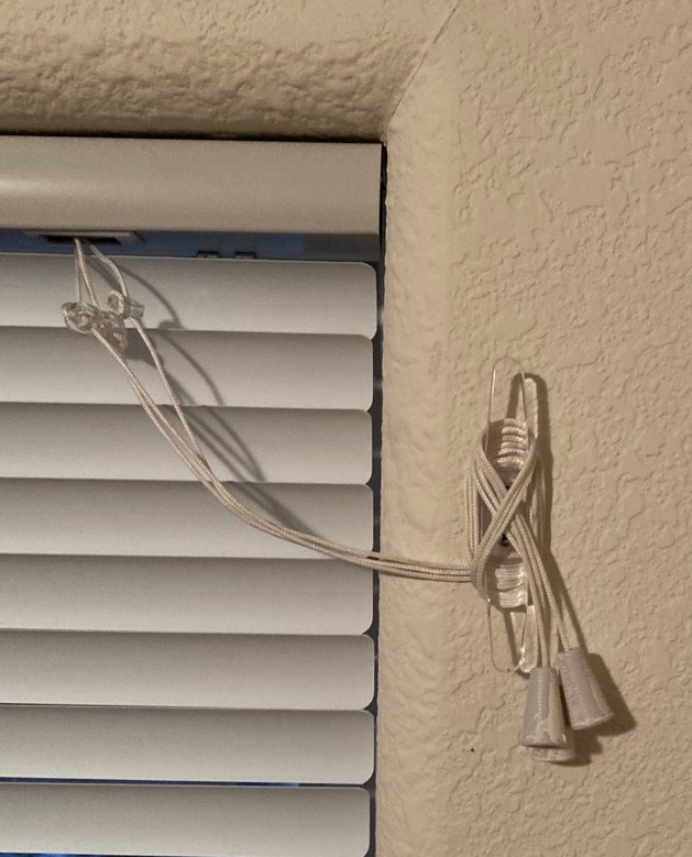 Amazon.com : Dreambaby Blind Cord Safety Wraps for Dangling Window ...