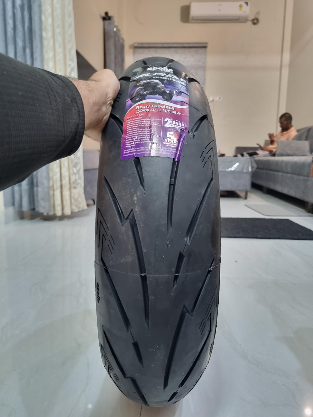 apollo ALPHA H1 150/60ZR17 66W Zero Degree Steel Belted Radial Tubeless Rear Tyre : Amazon.in ...