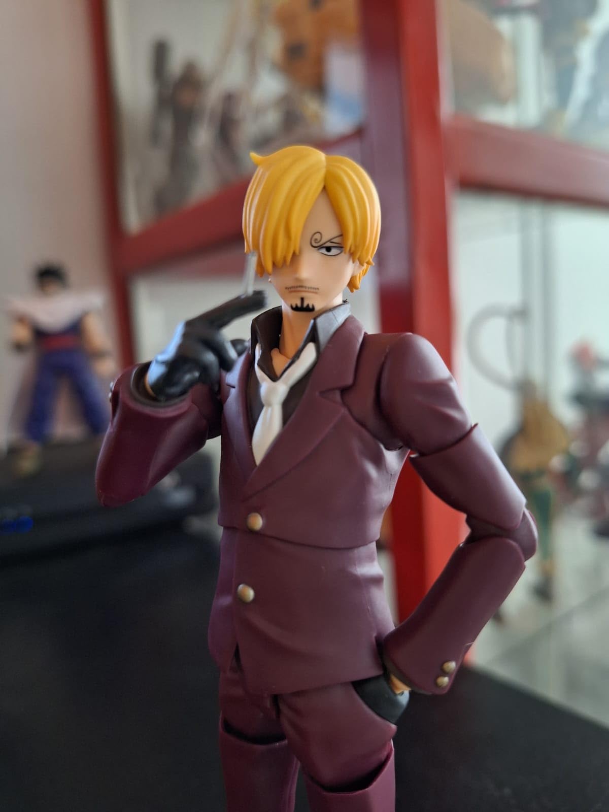 Amazon.co.jp: BANDAI SPIRITS S.H. Figuarts ONE PIECE Sanji Invasion of ...