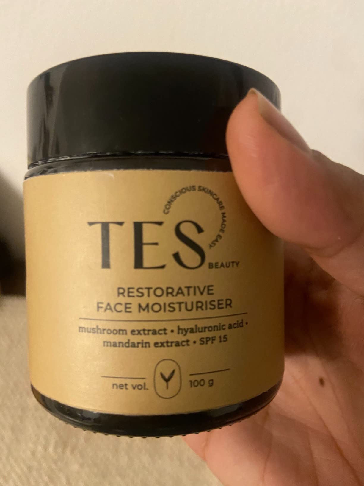 TES Beauty Restorative Face Moisturiser with SPF 15 100g | Hyaluronic ...