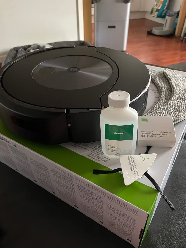 iRobot Roomba Combo j7 Robot Vacuum & Mop - Automatically Vacuums and Mops, Fully Retractable ...