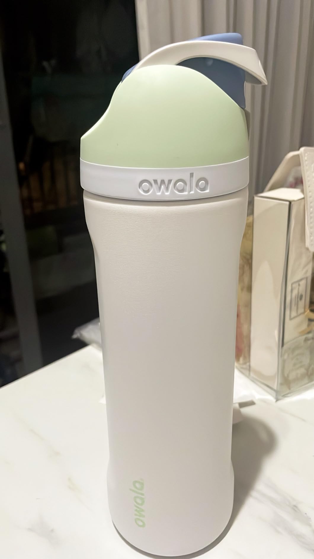 Owala FreeSip Insulated Stainless Steel Water Bottle with Straw for ...