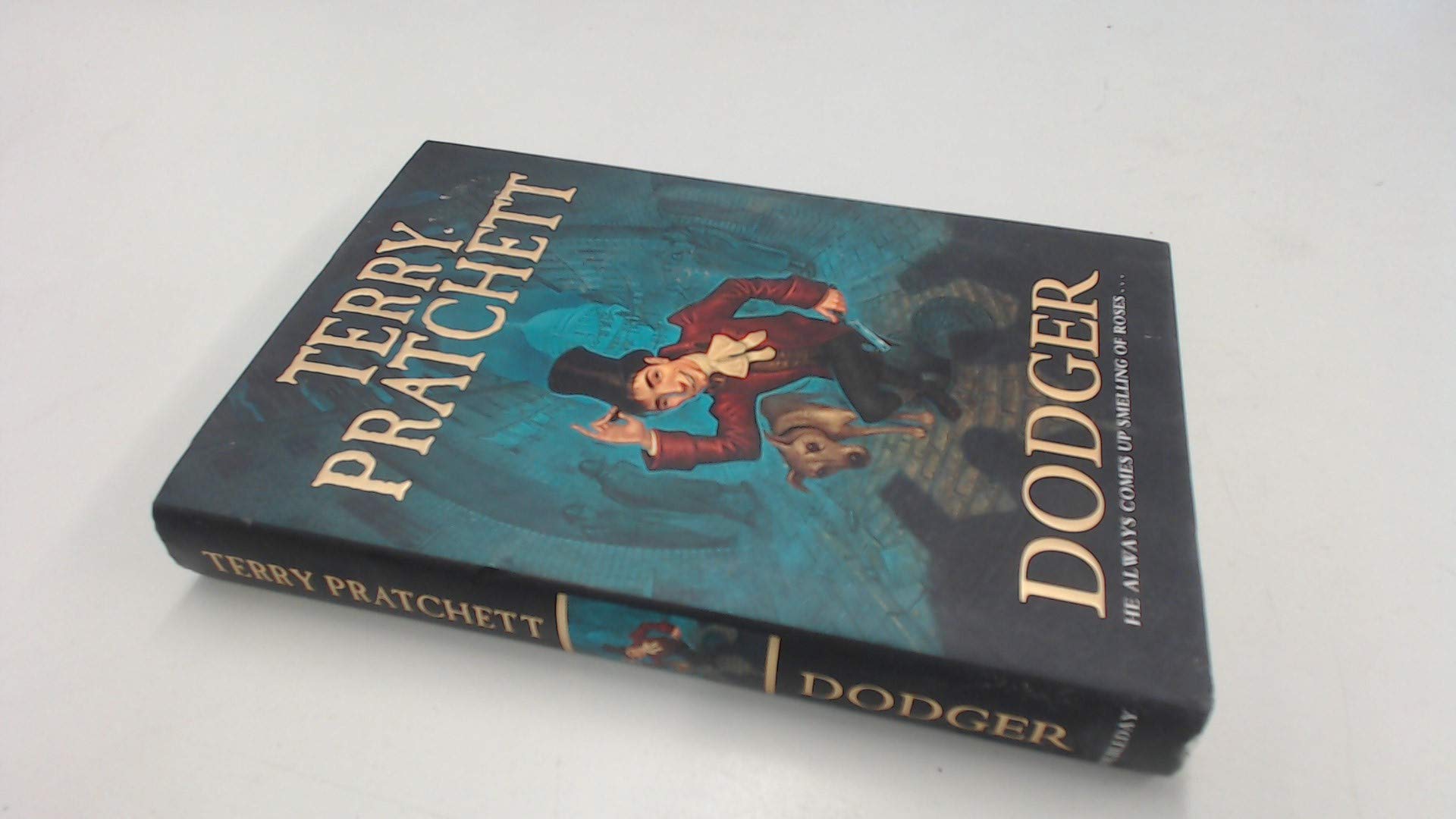 Amazon.com: Dodger: 9780062009494: Pratchett, Terry: Books