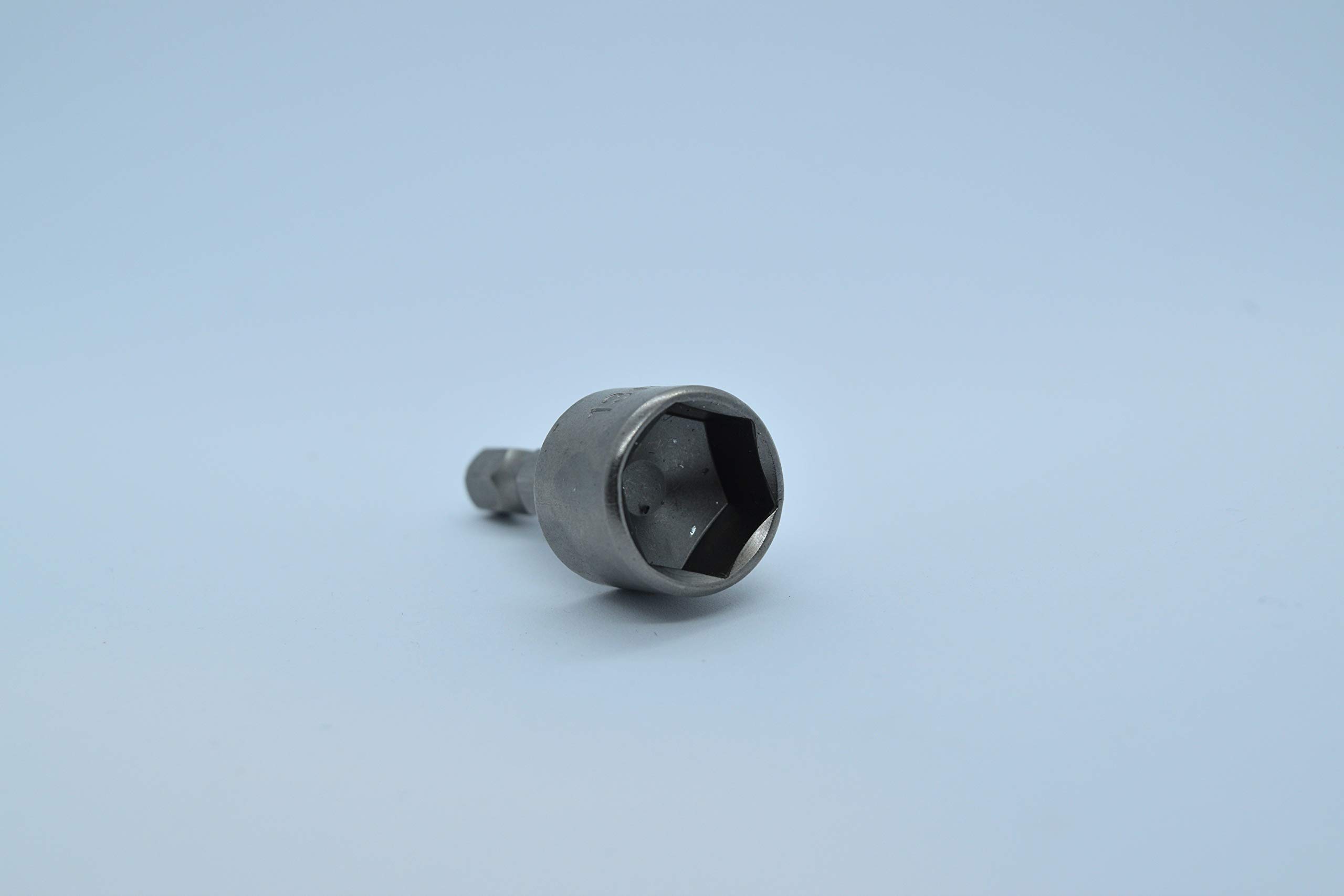 Snapklik.com : Outback Element 1/4" Quick-Change Hex Shank Sockets 13mm ...