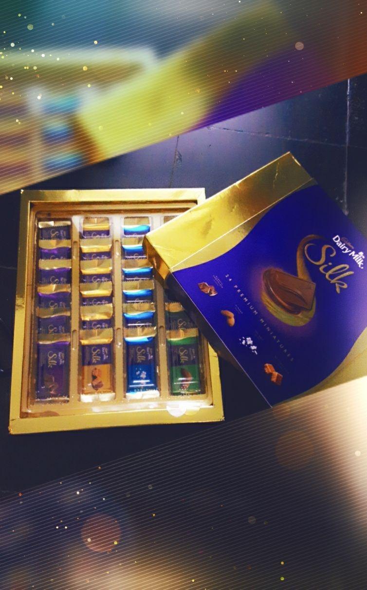 Cadbury Silk Miniatures Chocolate Gift Box, 240 g : Amazon.in: Grocery ...