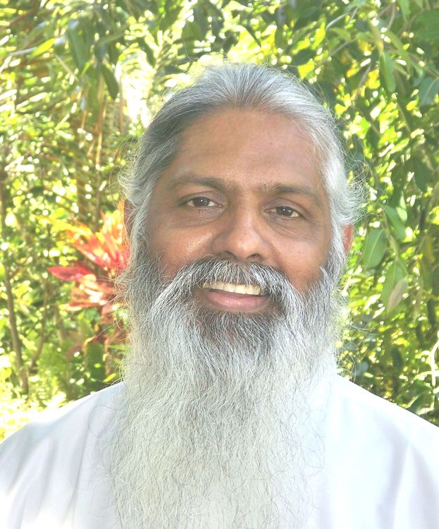 Amazon.com: Yogi Tamby Chuckravanen: books, biography, latest update