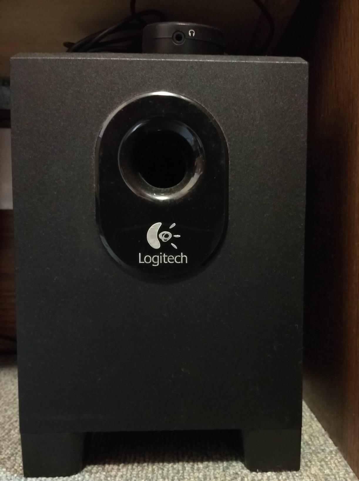 Logitech X 210 2.1 25 Watt RMS PC-Lautsprecher-System : Amazon.de ...