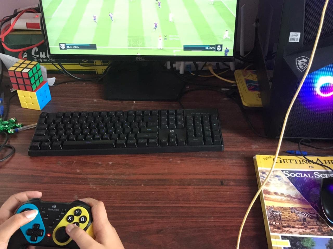 ZEBRONICS Zeb-MAX Play Windows Compatible 2.4GHz Wireless Gamepad with ...