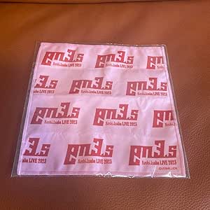 Amazon.co.jp: 稲葉浩志 LIVE 2023 en3.5 ガチャ タオル(ピンク) : ホビー