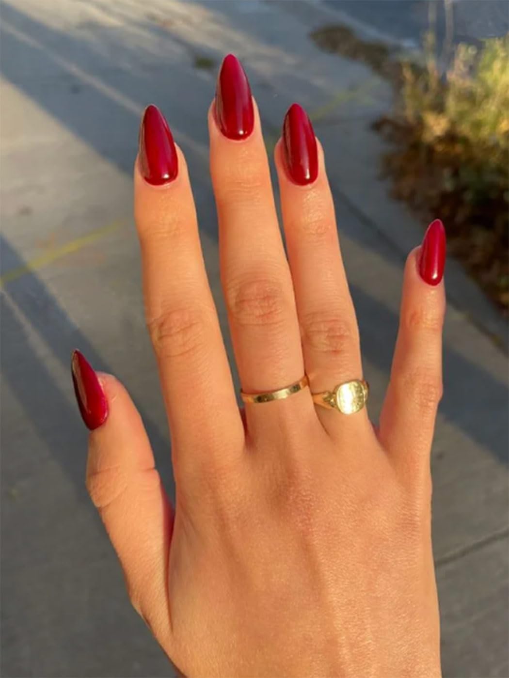 Amazon.com: Aularso Glossy Press on Nails Red Long Stiletto Fake Nails ...