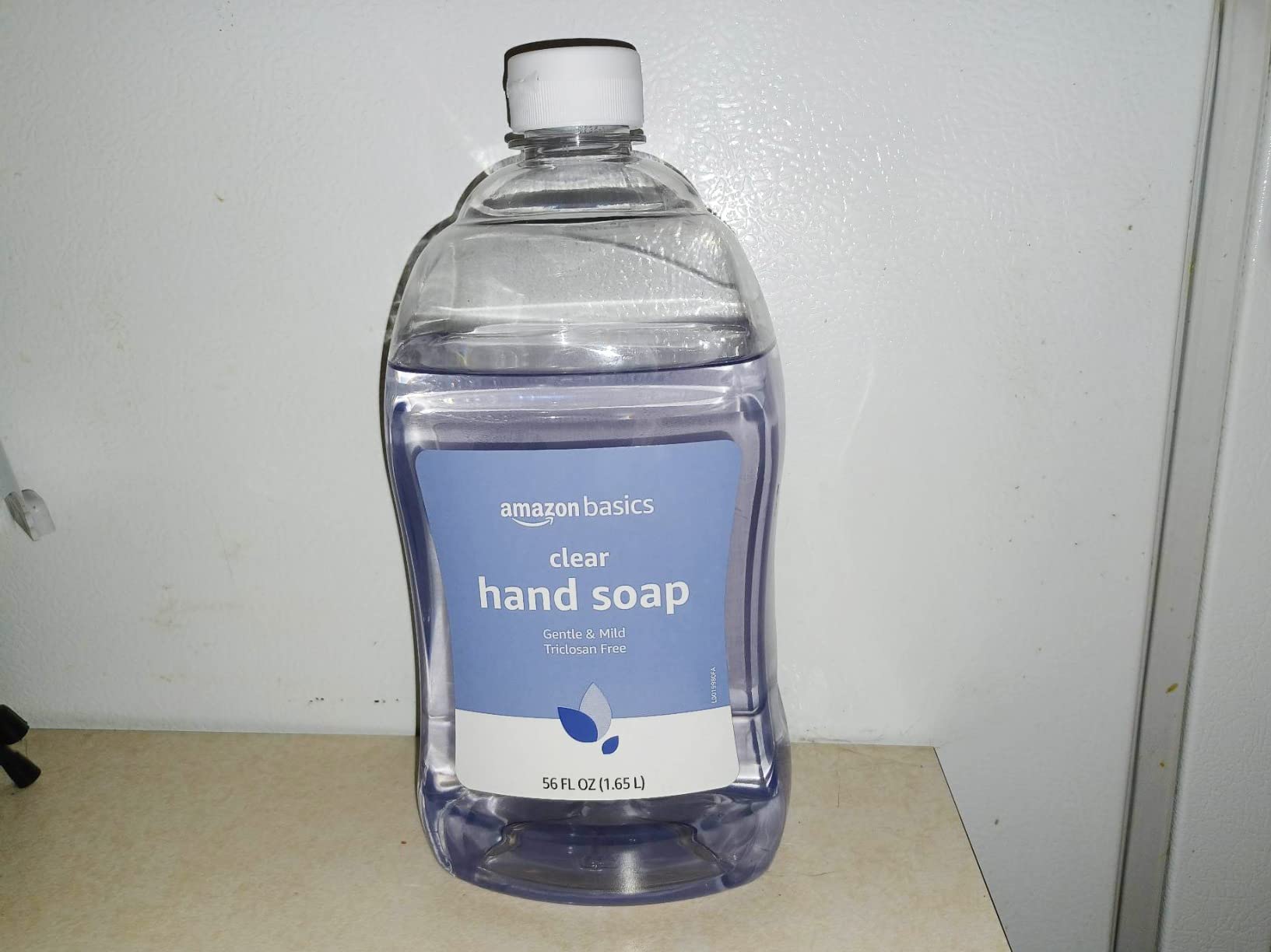 Amazon.com : Amazon Brand - Solimo Gentle & Mild Clear Liquid Hand Soap ...