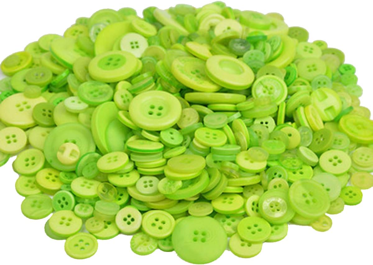 Amazon.com: Muluo 550-700 Pcs Buttons 2 Holes and 4 Holes Round Resin ...