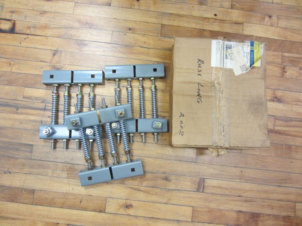 Amazon.com: Square D HFVS8 Busway Hanger (Pack of 3) : Industrial ...