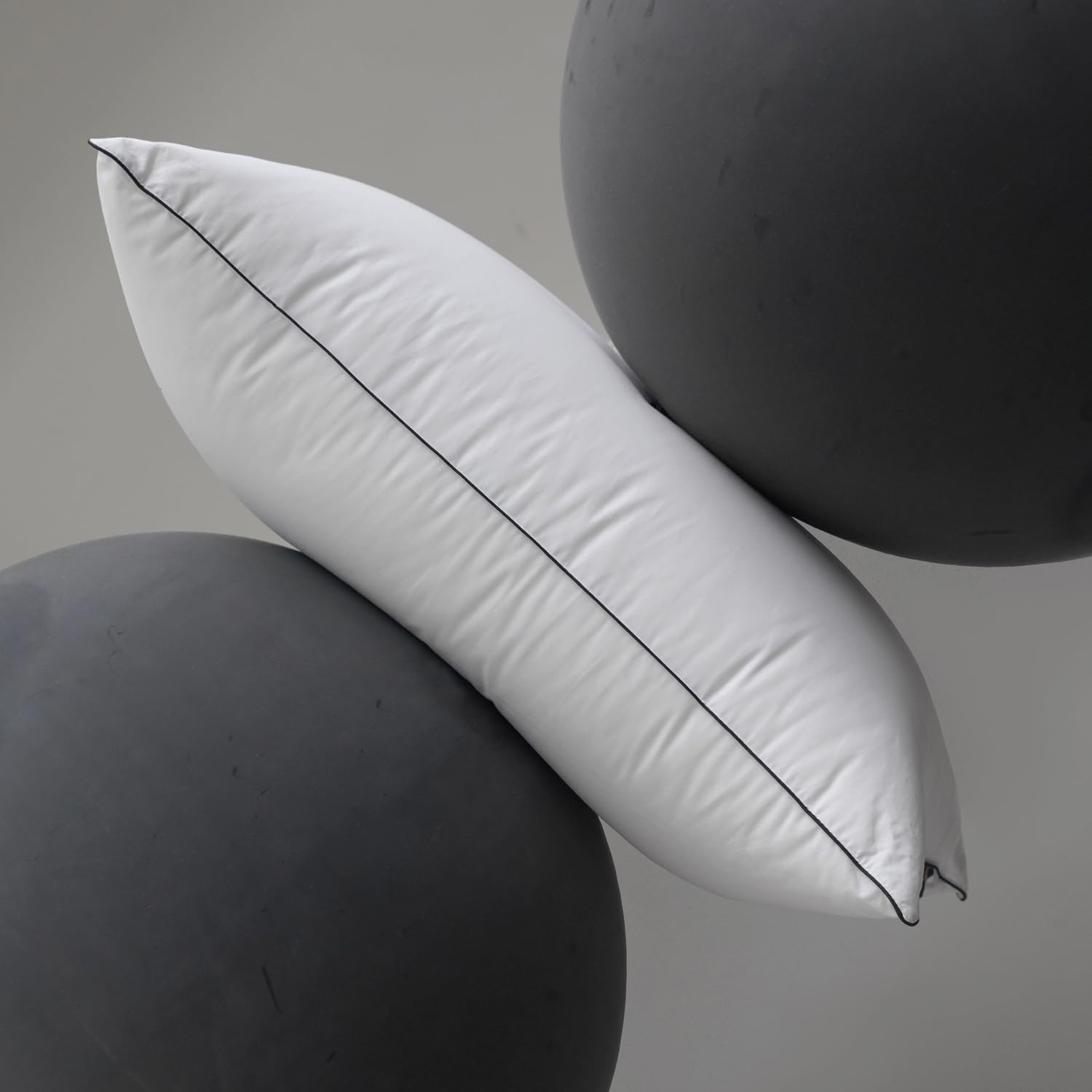 Amazon.com: MAXICOZY Luxury Hungarian Goose Down and Down Alternative ...