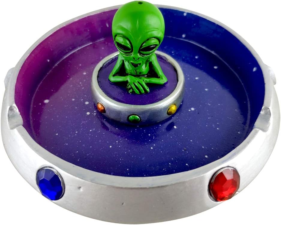 Amazon.com: RTSI Alien Spaceship Ashtray, Spacecraft, UFO : Home & Kitchen