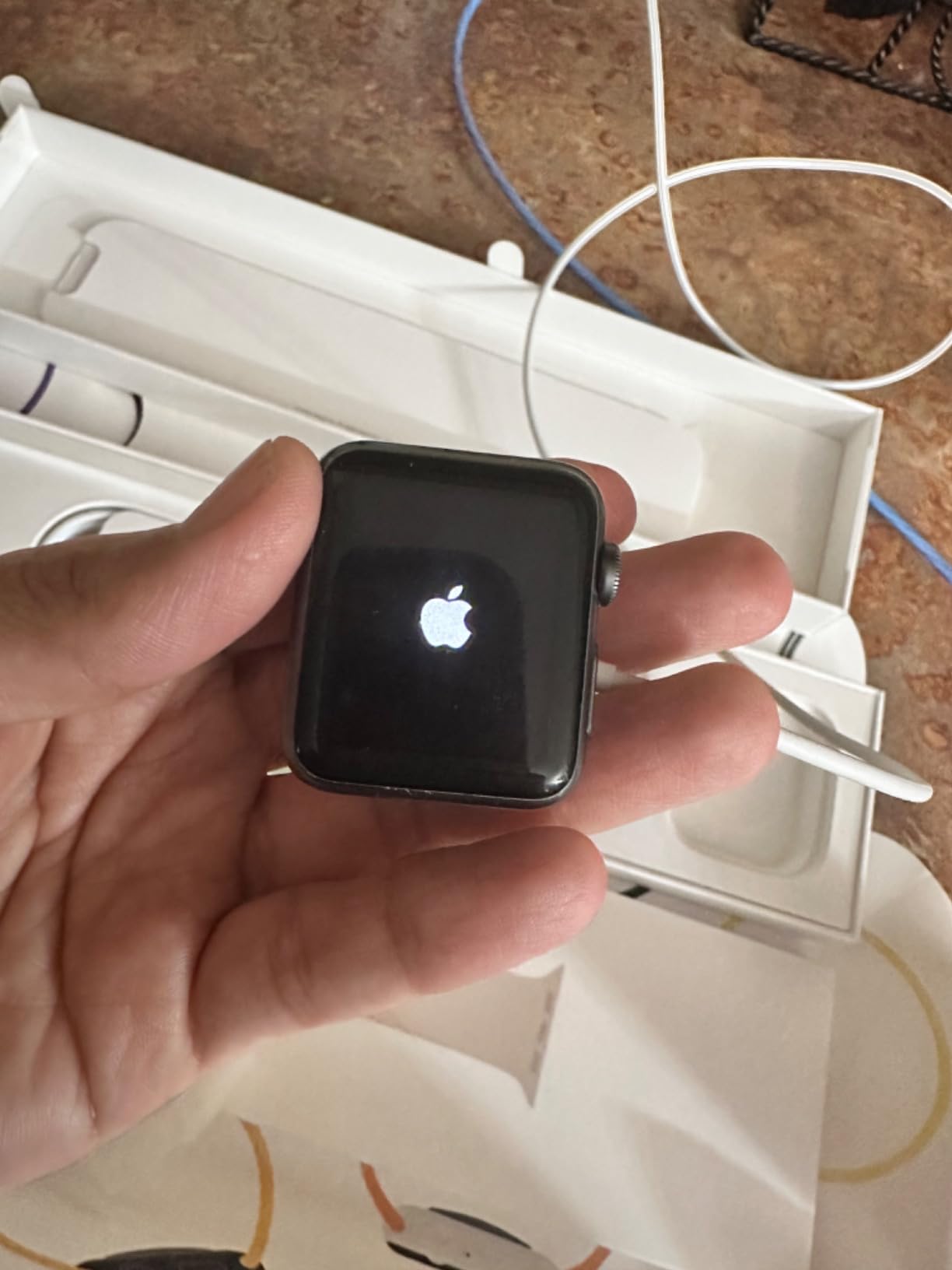 Amazon.com: Apple Watch SE (2nd Gen) [GPS 44mm] Smart Watch w/Starlight ...