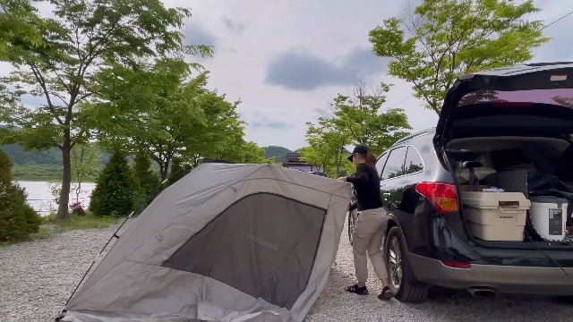 Watch idoogen A1 car camping tent on Amazon Live