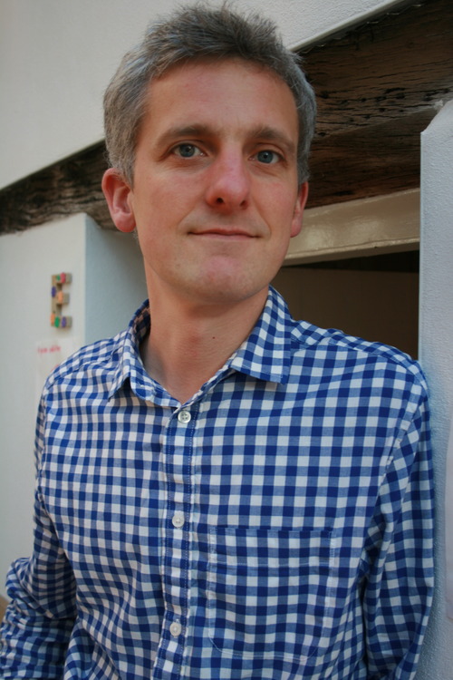 Amazon.co.jp: Simon Nicholson: books, biography, latest update