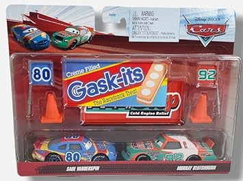 Amazon.com: Disney Cars 2022 Fan-Favorite 2-Pack with Race Team Flags ...