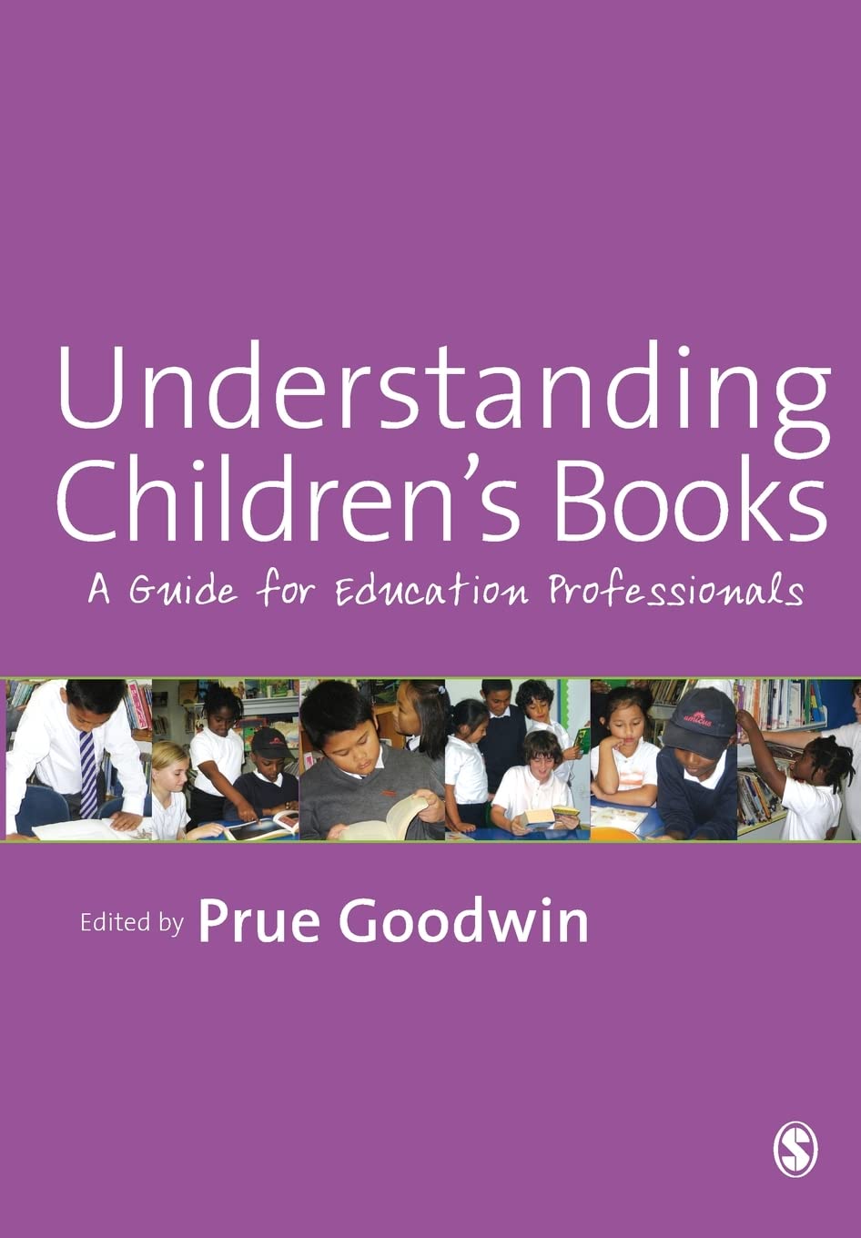 Amazon.com: Understanding Children′s Books: A Guide for Education ...