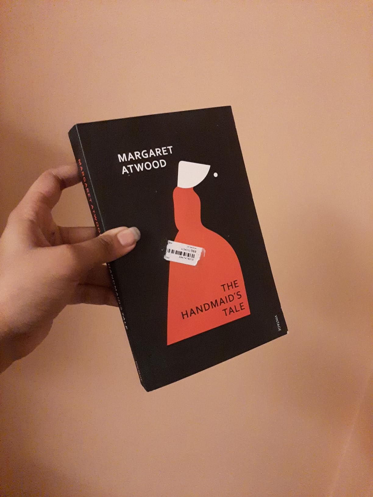 The Handmaid's Tale: The iconic Sunday Times bestseller that inspired ...