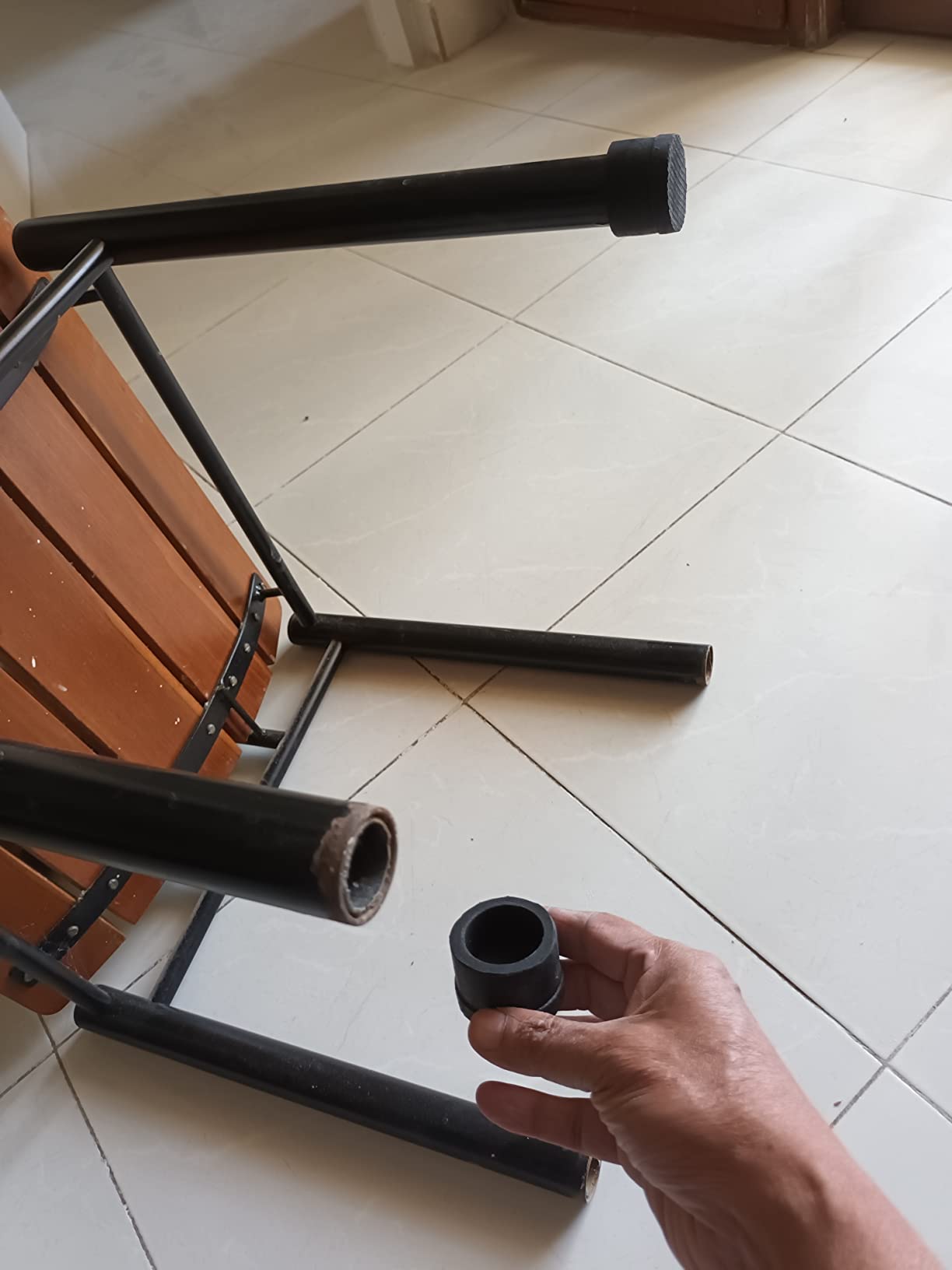 Susan Rubbers 1.25 Inch (31.75 mm) Round Rubber Bush or Cap for ...