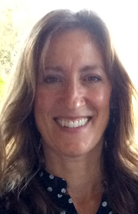 Arnie, the Doughnut (The Adventures of Arnie the Doughnut Book 1 ...