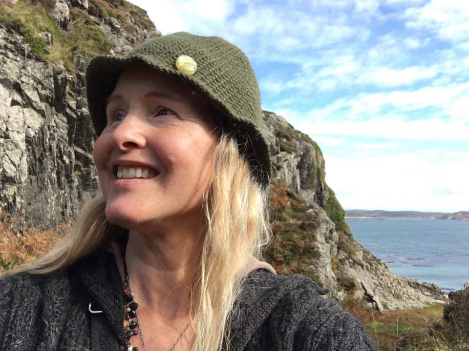 Amazon.com: Shonagh Home: books, biography, latest update