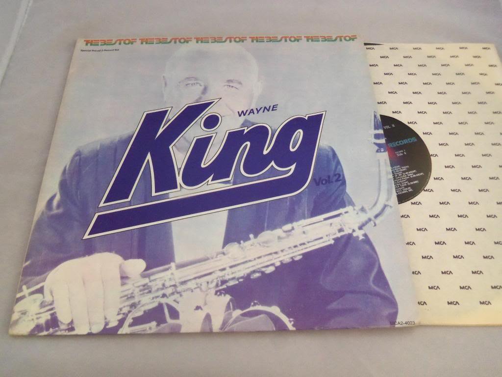 Amazon.com: The Best of Wayne King Vol 2: CDs & Vinyl