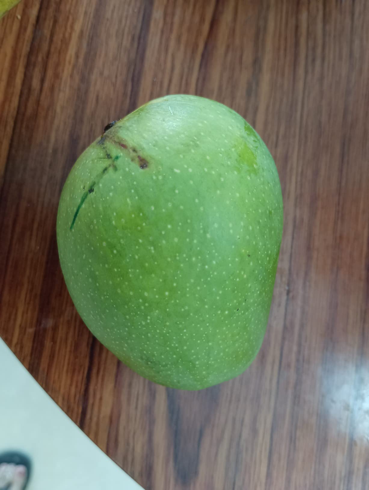 Fresh Mango, Badami (Local Alphonso), 1 kg : Amazon.in: Grocery ...