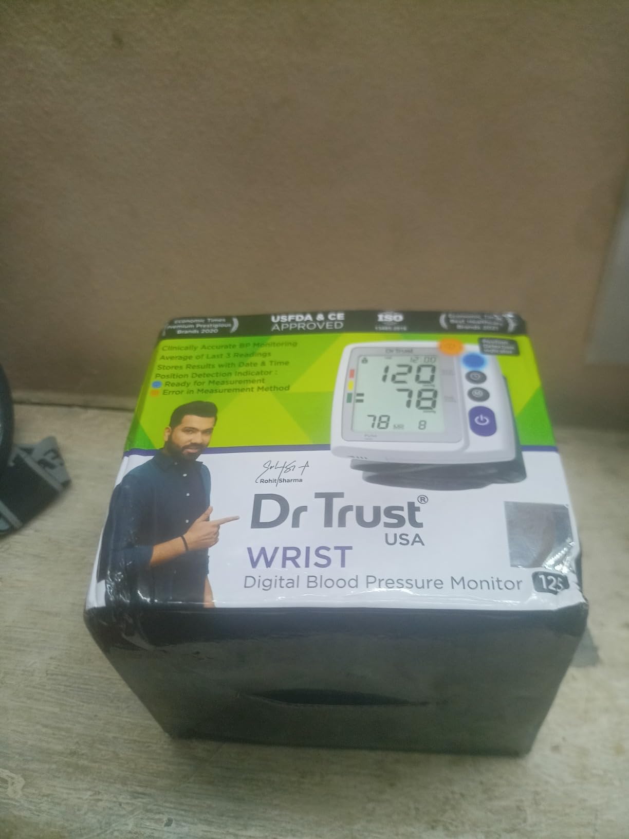 Dr Trust USA Wrist BP Monitor with Cuff -125 Digital Blood Pressure ...