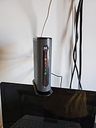 Amazon.com: MOTOROLA 8x4 Cable Modem, Model MB7220, 343 Mbps DOCSIS 3.0 ...
