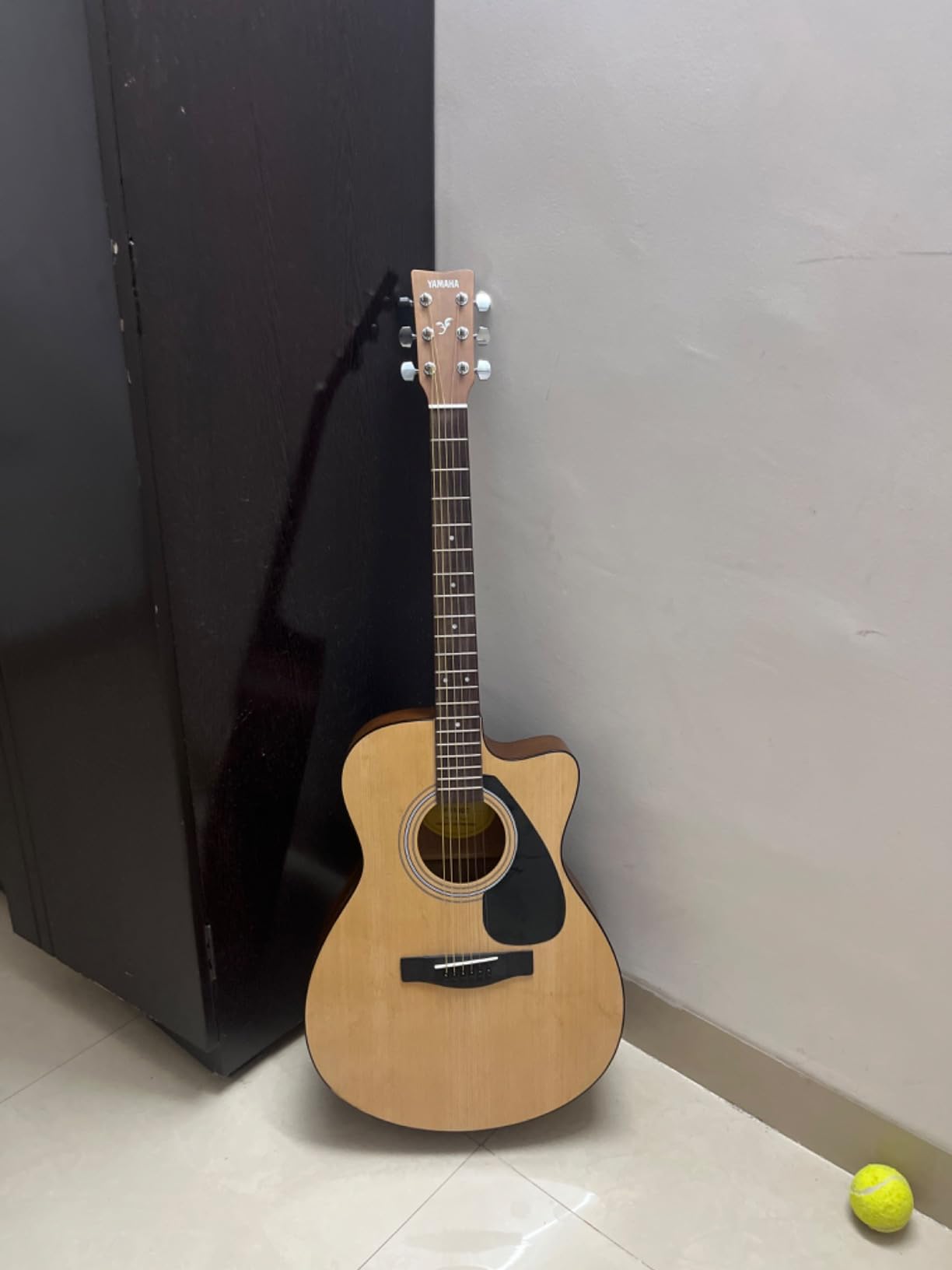 Yamaha FS100C Acoustic Guitar, Natural : Amazon.in: Musical Instruments