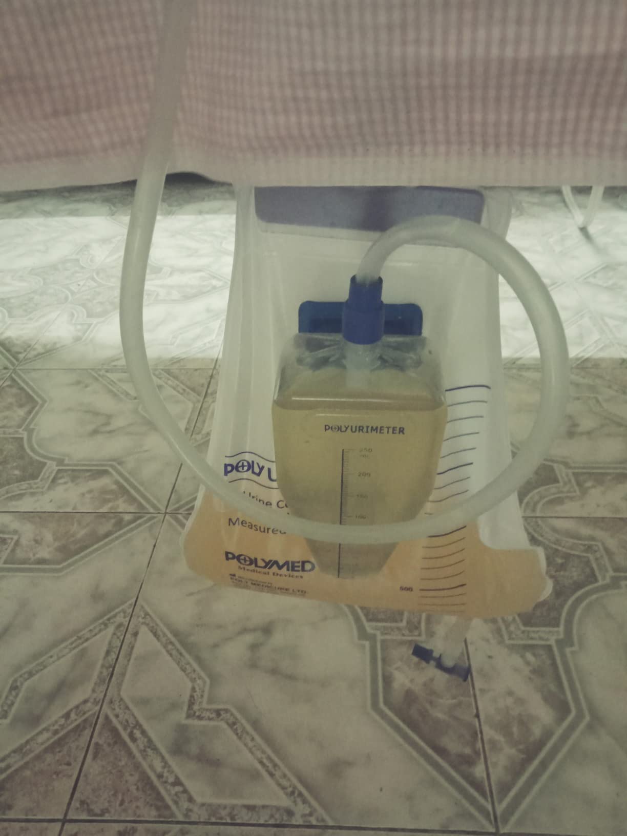 POLYMED POLYURIMETER -URINE COLLECTION BAG WITH MEASURED VOLUME METER ...