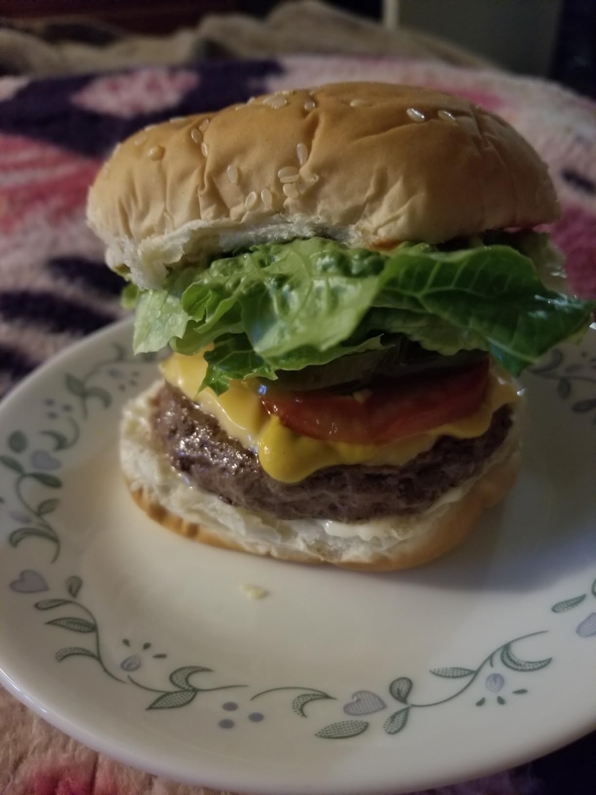Amazon.com: Amazon Fresh Brand, All Natural Ground Beef Burgers, 93% ...
