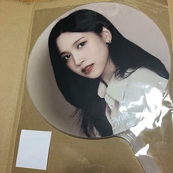 Amazon.co.jp: TWICE IMAGE PICKET TWICE 7TH ANNIVERSARY : Toys & Games
