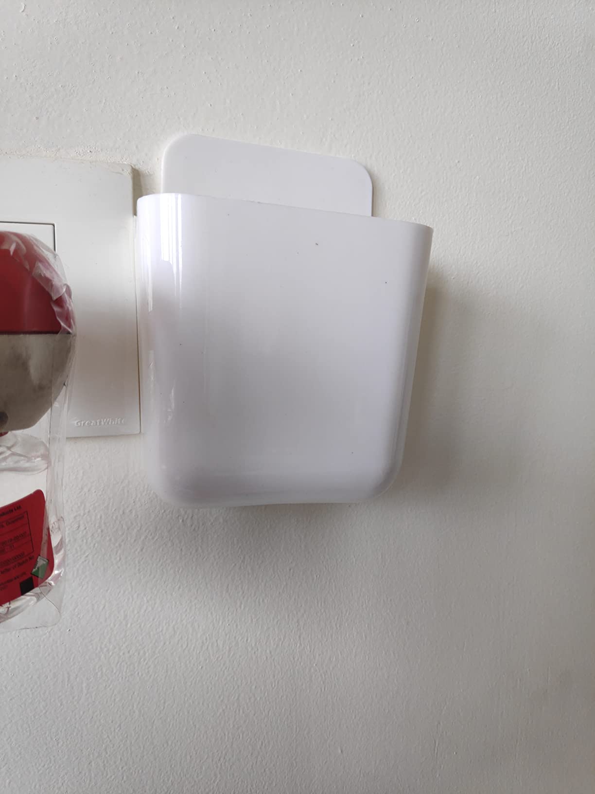 TRADESHIPPER Wall Mounted Storage Box Remote Storage Organizer Case for ...