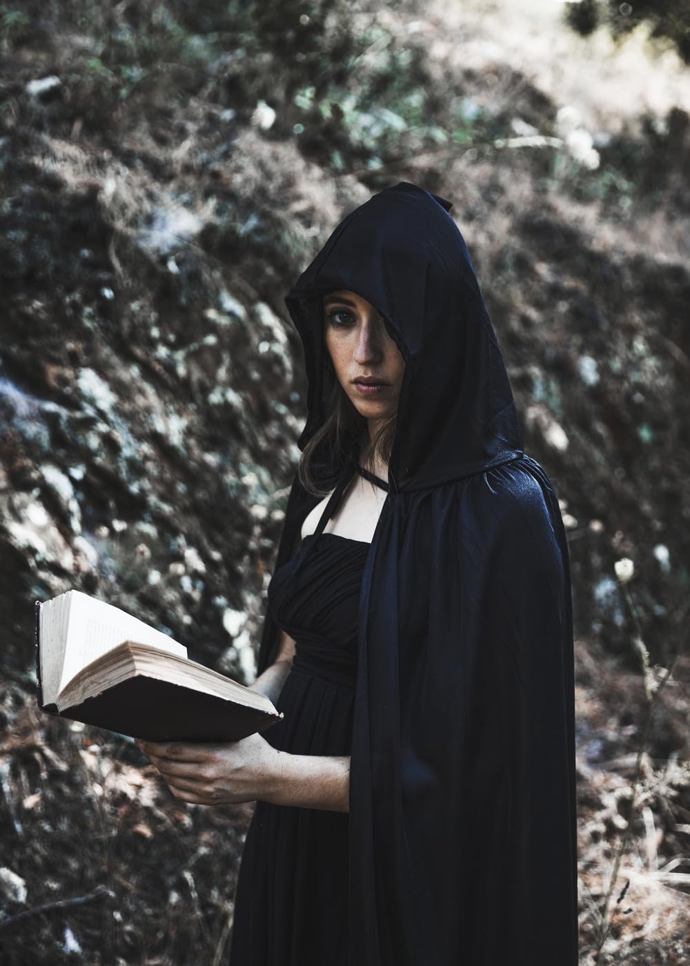 Snapklik.com : OSBO GradSeason Hooded Cloak Long Velvet Cape