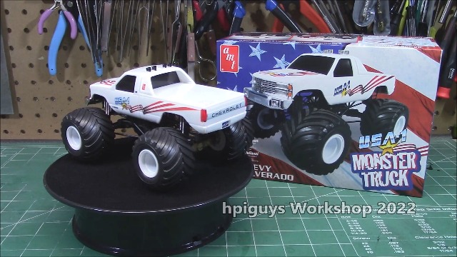 Watch AMT USA-1 Monster Truck 2T 1&32 Scale Model Kit on Amazon Live